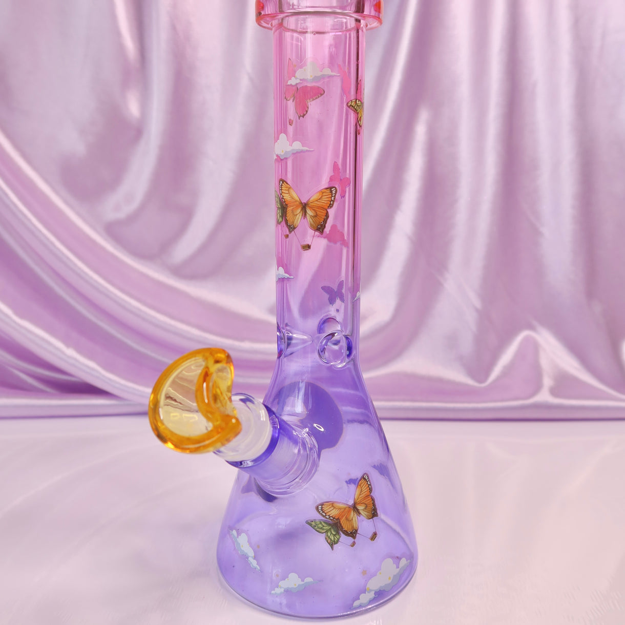 Moon Bong (Pre-Order) – CLOUDS