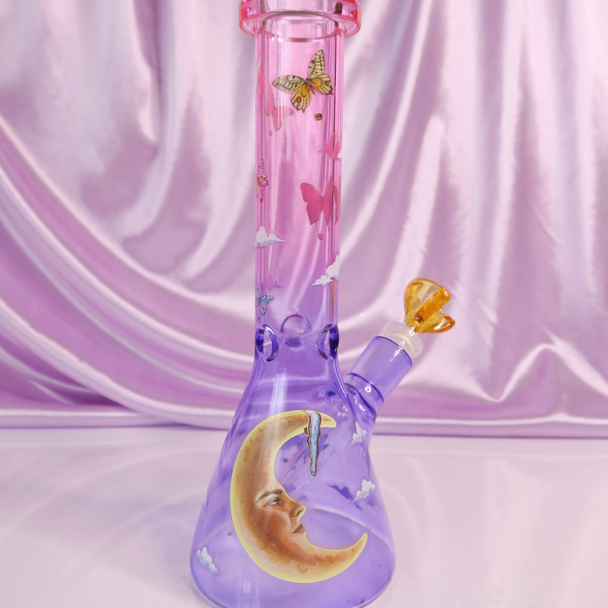 Moon Bong (Pre-Order) – CLOUDS